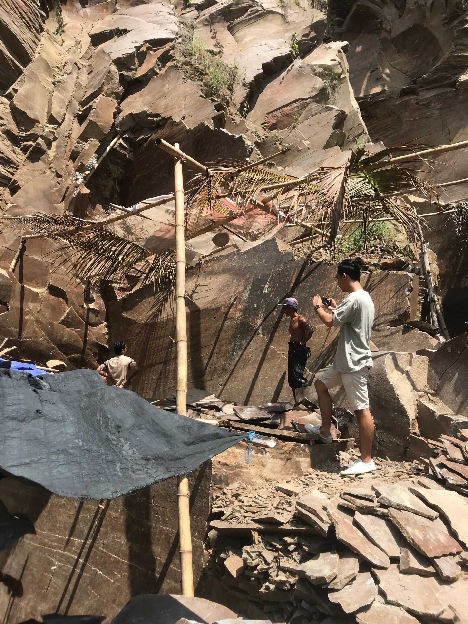 乱形石・ピンコロ石・水鉢のNo.1サプライヤー